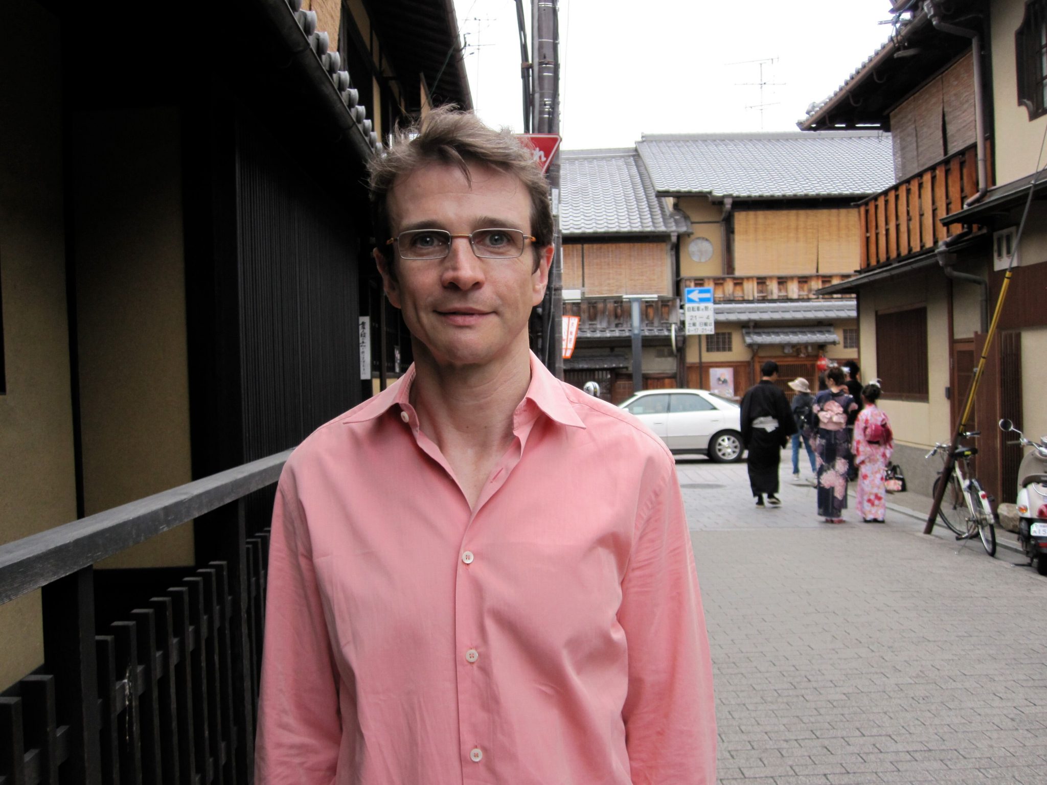 Crisis Management in the Digital Age: Navigating the Storm